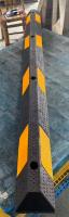 China 183x15x10cm, 10kgs 11kgs Long Yellow Rubber Reflective Tape Speed Bump Car Wheel Stopper Pack for Effective Parking Stop for sale