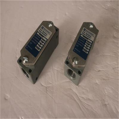 China Seatrax Proximity Switch 217 for sale