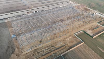 China Warehouse Roof Structure Utilizing Prefabricated Steel Elements to Achieve Faster Assembly and Construction in Logistics Facilities for sale