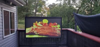 China Outdoor P10 LED Display Screen 960x960mm Cabinet 10000dots/m2 IP65 Waterproof for sale