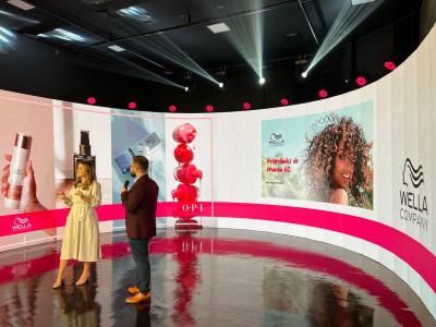 China P4.81 Indoor LED Display Screen 500x500mm Full Color Video Wall Panel for Church for sale