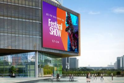 China P3.91 Outdoor LED Billboard 8000cd High Brightness Waterproof Display for Advertising Stadiums for sale