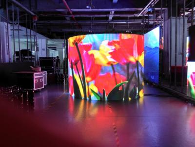 China Indoor P1.5 RGB LED Display with 62500 Pixel Density - Flexible SMD Screen with 400-1500Hz Refresh Rate for sale