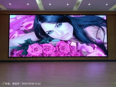 China Full Color P3.91 Indoor LED Video Wall 500x500mm Die Casting Aluminum Cabinet 65536 Pixels for sale