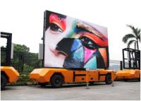 China Outdoor Full Color P10 LED Truck Mounted Display Screen 8000cd Brightness 3000Hz Refresh for sale