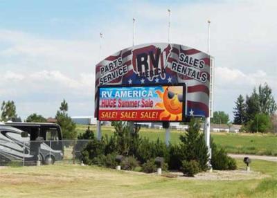 China P5 Outdoor Full Color LED Billboard 5mm Pixel Pitch IP65 Waterproof 40000 Pixels per sqm for sale