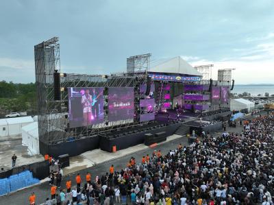 China Outdoor Full Color LED Display P5 RGB Screen 110V 240V IP65 5500nits for sale