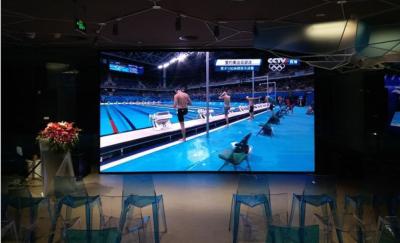 China Outdoor P6 LED Billboard 960x960mm Cabinet 7500cd Brightness AC220V 50Hz for sale