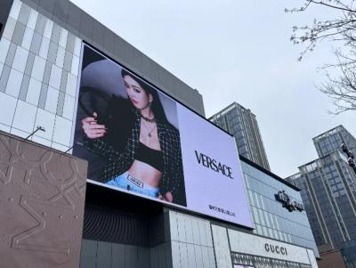China Outdoor Full Color LED Display P6 27778 Dots per Sqm Waterproof IP65 3 Years Warranty for sale