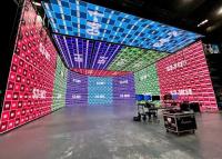 China Outdoor SMD P10 LED Display 10000 Pixels/m² 1/8 Scan 32x16 Module Die-Cast Aluminum for sale