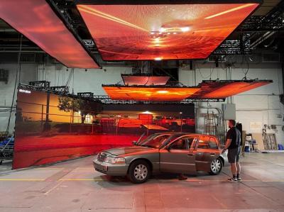 China P2 Indoor LED Display Screen 640x640mm Full Color High Resolution Panel for Meeting Room for sale