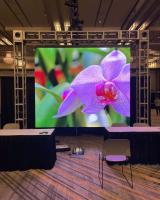 China P2 Indoor LED Display Screen 640x640mm Full Color High Resolution Panel for Meeting Room for sale