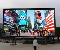 China Real Pixel 1R1G1B Score LED Billboard 860w/m2 Average Power Consumption 5500nits for sale