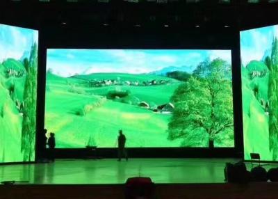 China Indoor P5 SMD LED Display 640x640mm Die Cast Aluminum Cabinet 2200cd Brightness 3 Years Warranty for sale