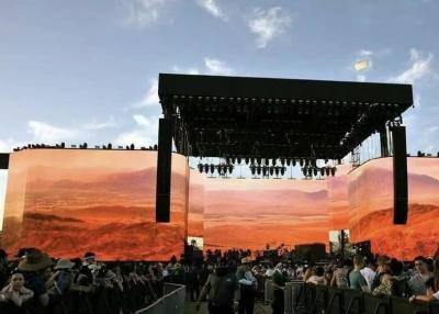China Outdoor P10 LED Video Wall 1/4 Scan 5500cd Brightness High Resolution Advertising Display for sale