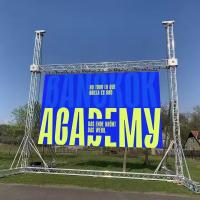 China Outdoor Die-Cast Aluminum LED Display P4.81 7500cd/m² 1/13 Scan for Football Stadium for sale