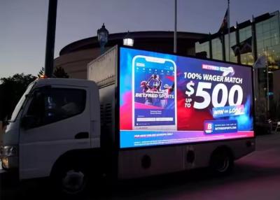 China Mobile Truck Full Color P2.6 Indoor LED Screen Rental HD Stadium 147456dots for sale