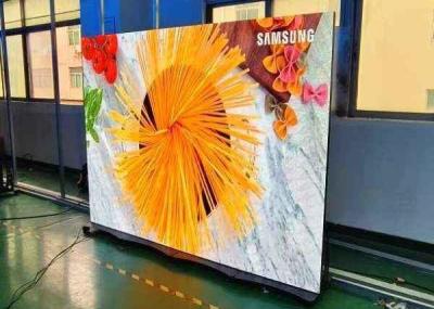 China P2.5 Digital LED Poster 160000pixels/m² Die-Cast Aluminum Screen Front Stereo Mount for sale