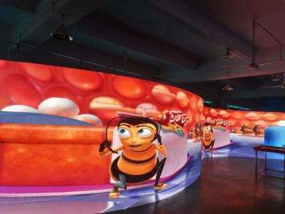 China Outdoor Waterproof LED Display P20 Full Color 7500cd Brightness for Street Advertising for sale
