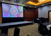 China Indoor P2 SMD LED Display 256x128mm Module 1/32 Scan Ultra HD Billboard 250000 Pixels per sqm for sale