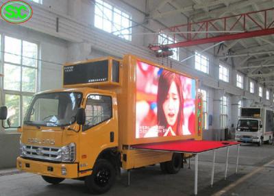 China Outdoor Mobile Advertising Truck Mounted LED Screen P5 8000cd Brightness 60Hz for sale