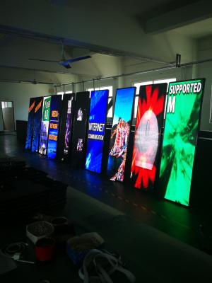 China P3 Indoor Full Color LED Display 1500 Nits LED Poster Screen for Shopping Mall for sale