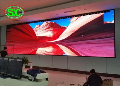 China Indoor P2.5mm SMD 3 in 1 LED Display Screen 160000 Dots per sqm Video Wall Panel for sale