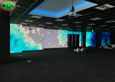China Indoor P2.5 Full Color LED Display 160000 Pixels/m² 7500cd/m² for Conference Room for sale