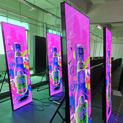 China Indoor P2.5mm LED Poster Display 160000dots/sqm Digital Signage Screen for sale