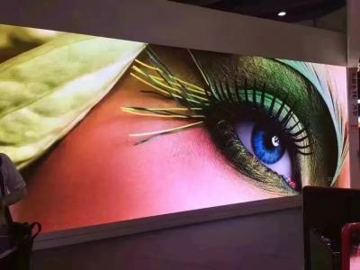 China SMD P4 LED Video Wall Screen 4mm Pixel Pitch Indoor Outdoor 62500 Pixels/m² for sale