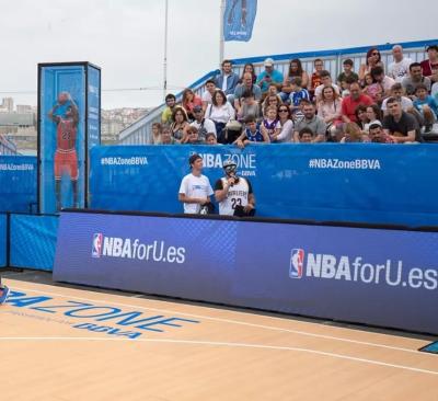 China Outdoor P10 Full Color LED Display Screen 7500nits High Brightness Stadium Live Broadcast for sale