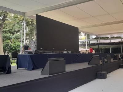 China Full Color Indoor P4 LED Screen 512x512mm Die Casting Aluminum Panel Rental Stage Video Wall for sale