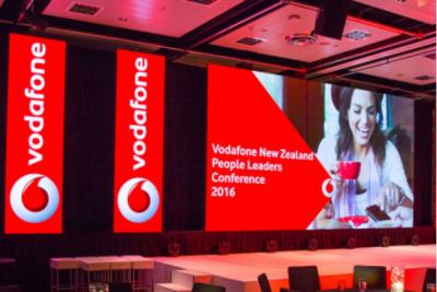 China P3.91 Indoor Rental LED Screen 500x500mm 60Hz Frame Frequency 1000h MTBF for sale