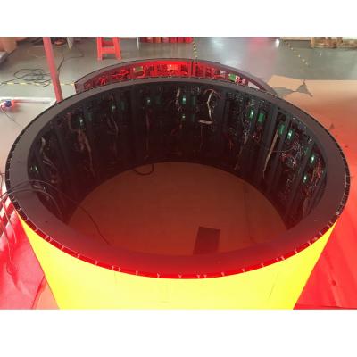 China Outdoor 360 Degree Cylinder LED Display Column Screen P3.91 500x500mm Curve Advertising Billboard for sale