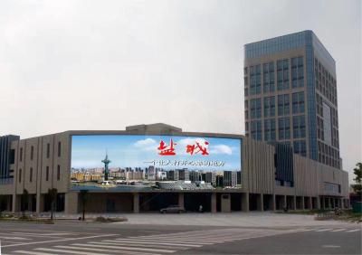 China Outdoor Full Color LED Display P6 6mm 27778 pixels/m2 120 Degree View Angle 10 or 14 Bit Signal Processing for sale
