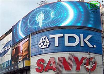China Curved Waterproof IP67 Outdoor LED Display 8mm 15625 Pixels/m² for Advertising for sale