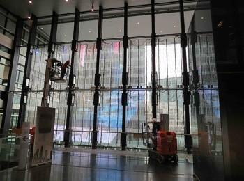 China Indoor P3.91 Transparent LED Display 65-70% Transparency 5000cd Brightness for Advertising for sale