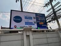 China Commercial P10 Outdoor LED Display Screen 8000cd Brightness 10000 Pixels per sqm for sale