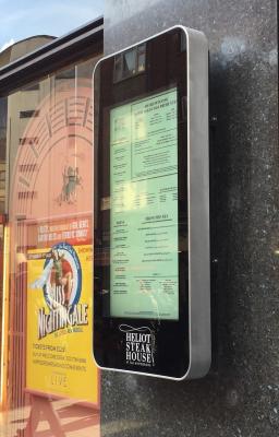 China 2500 nits 32 Inches Outdoor Digital Signage Displays E-Poster for sale