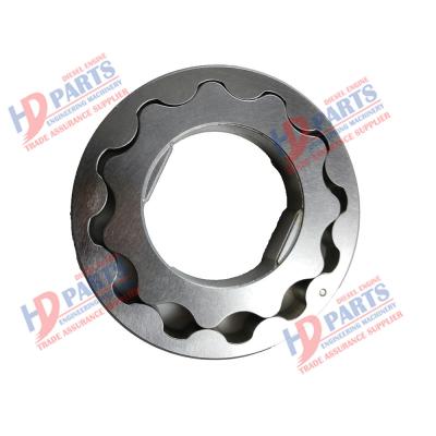 China 3TNV70 3TNV76 Excavator Oil Pump 119717-32110 119717-32120 For YANMAR for sale
