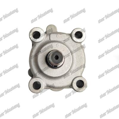 China Oil Pump D750 D850 D950 V1100 V1200 15261-35010 for sale