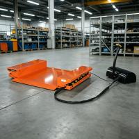 China Electric Industrial Lift Table Low Profile Gas System For Automotive Motorbike Repair for sale