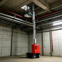 China Self Propelled Vertical Mast Lift Industrial for Mega Church ANSI Certificated for sale