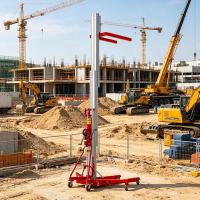 China Commercial Mast Electric Vertical Lift Equipment For Material Handling 454kg for sale