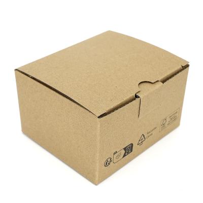 China Varnished Personalized Satin Lined Box Packaging Recycled Materials for sale