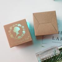 China Portable Corrugated Candle Packaging Boxes With Gold Silver Foil And Matt Lamination for sale