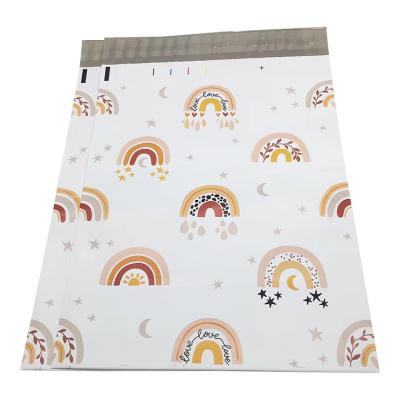 China Biodegradable Heavy Duty Self Adhesive Plastic Mailing Bags 2 Ton MOQ Easy Seal Waterproof Envelopes for sale