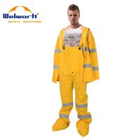 China Upgrade Your Fishing Gear with R102 PVC/Polyester/PVC Hooded Rain Suit All-Season Wear for sale
