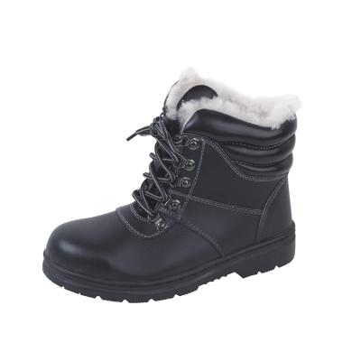 China Buffalo Leather Warm Lining Safety Industrial Shoes with Slip-Resistant Sole UF-156 for sale