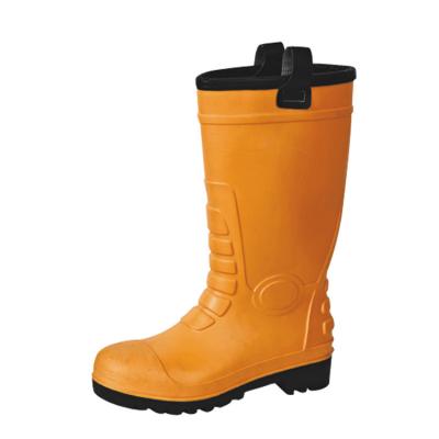 China Steel Sole Reflective Tape RB104 PVC/Rubber CE EN 20347 Rain Boots for Cold Weather for sale